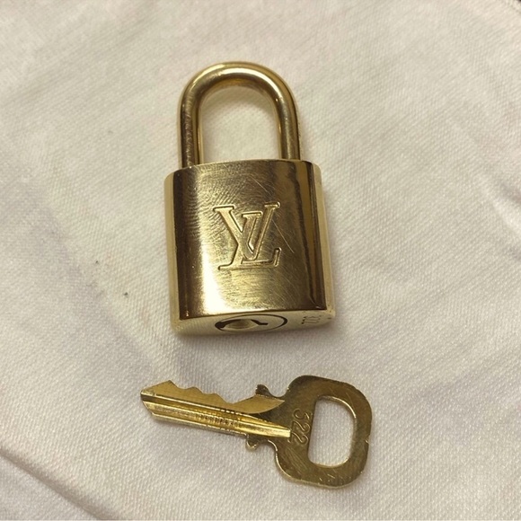 Louis Vuitton | Accessories | Authentic Lv Louis Vuitton Lock And Key ...